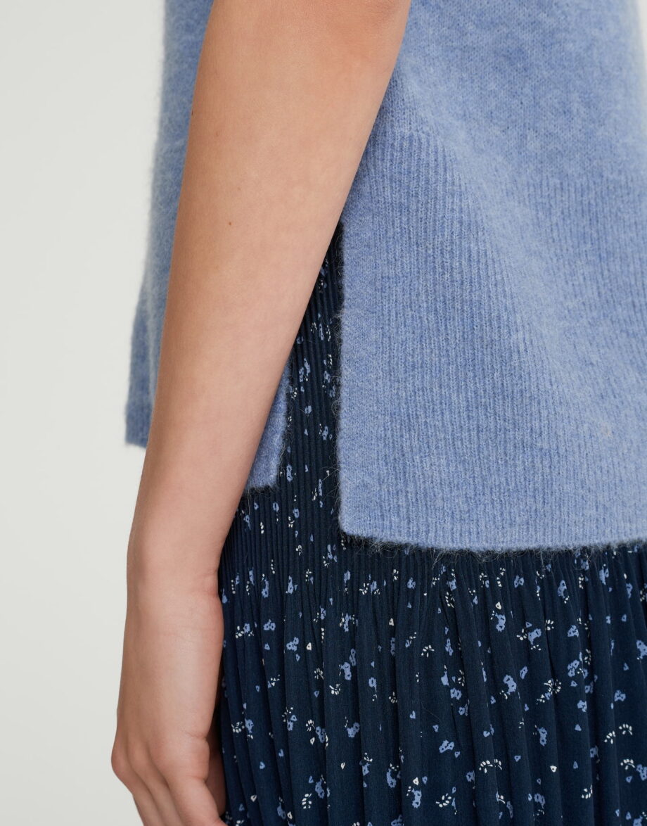 OPUS Pullunder Plinta, lavender blue - Hartmann Mode Shop